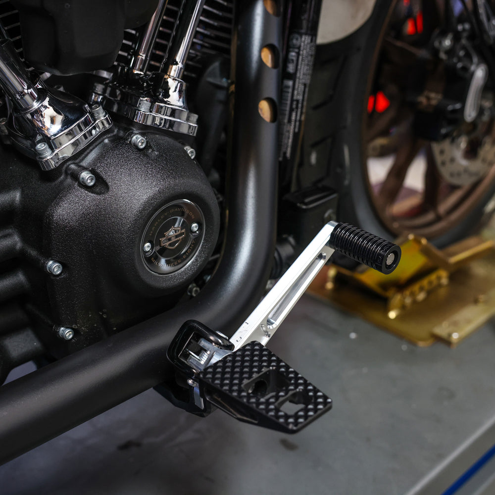 M8 Softail Brake Arm - Chrome – Thrashin Supply